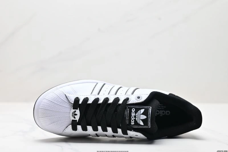 Accurate model Adidas Superstar Shoes