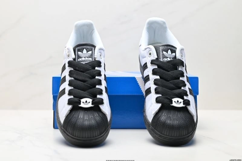 Top match Adidas Superstar Shoes