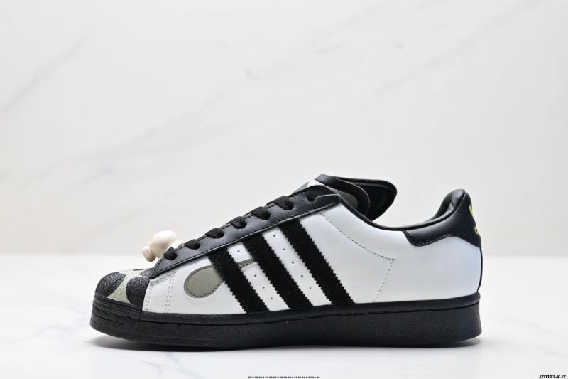 Indistinguishable Adidas Superstar Shoes