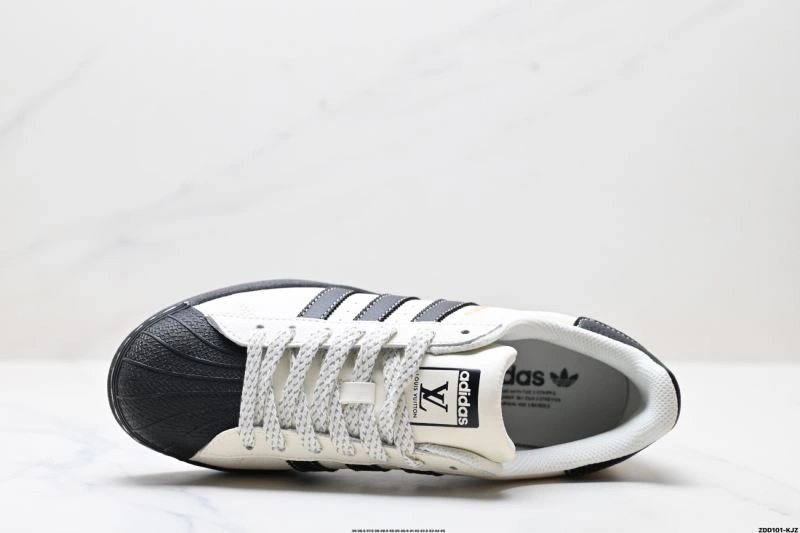 Top mirror Adidas Superstar Shoes