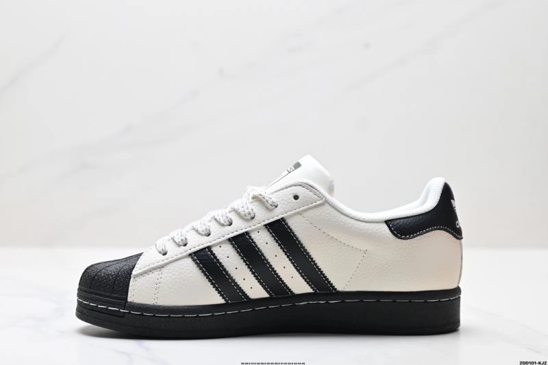 Top mirror Adidas Superstar Shoes