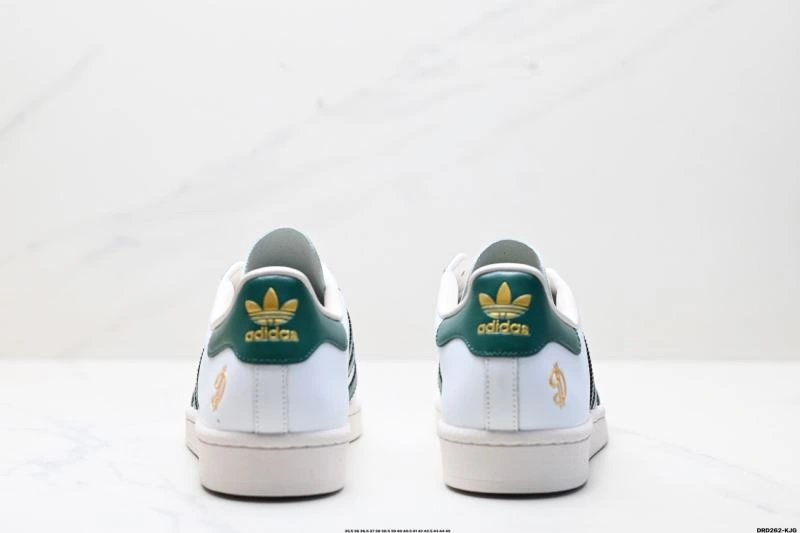 Top mirror Adidas Superstar Shoes