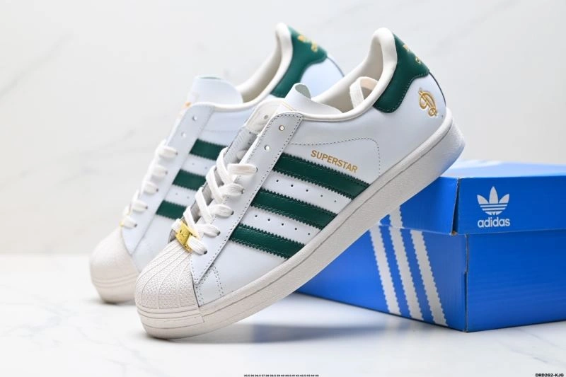 Top mirror Adidas Superstar Shoes