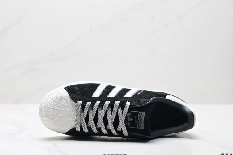 Accurate model Adidas Superstar Shoes