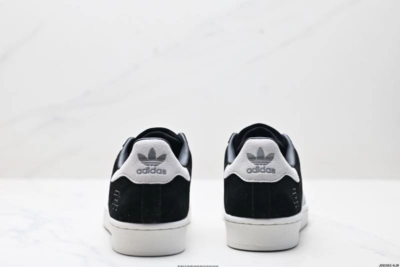 Accurate model Adidas Superstar Shoes