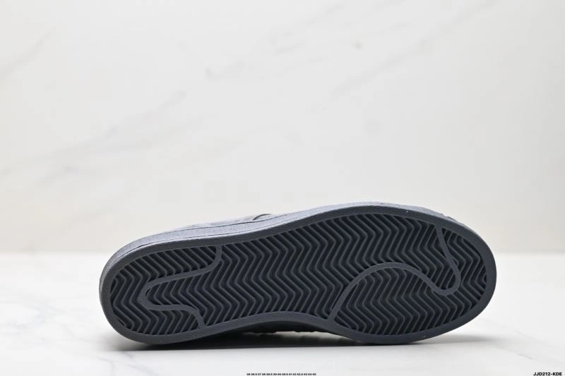 Accurate model Adidas Superstar Shoes