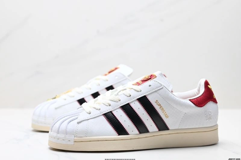 Top mirror Adidas Superstar Shoes