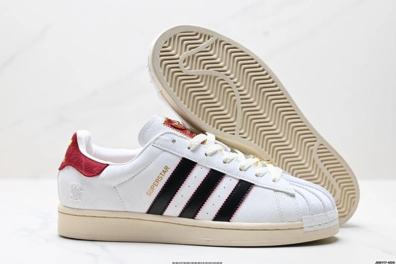 Top mirror Adidas Superstar Shoes