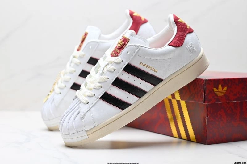 Top mirror Adidas Superstar Shoes