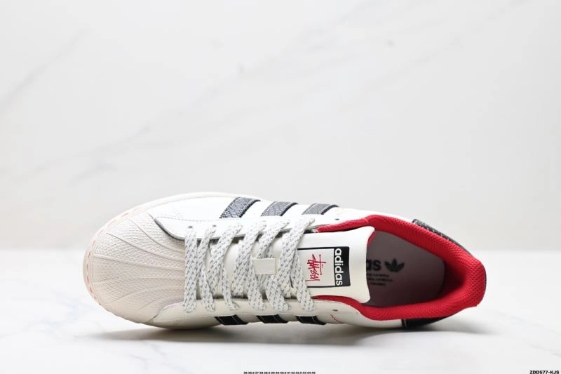 Accurate model Adidas Superstar Shoes