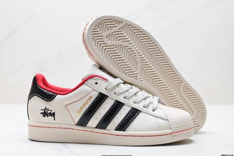Accurate model Adidas Superstar Shoes