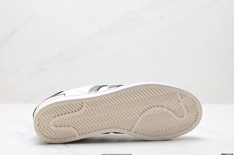 Accurate model Adidas Superstar Shoes
