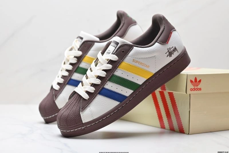 Top mirror Adidas Superstar Shoes