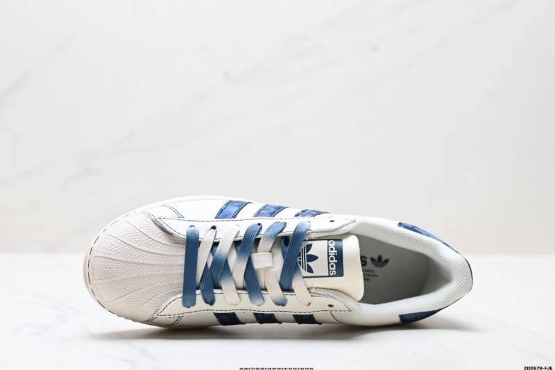 Accurate model Adidas Superstar Shoes
