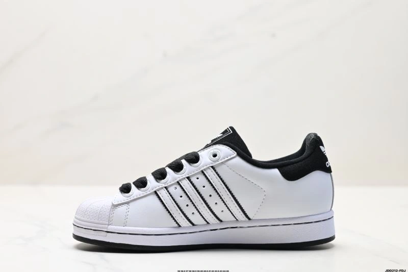 Top mirror Adidas Superstar Shoes