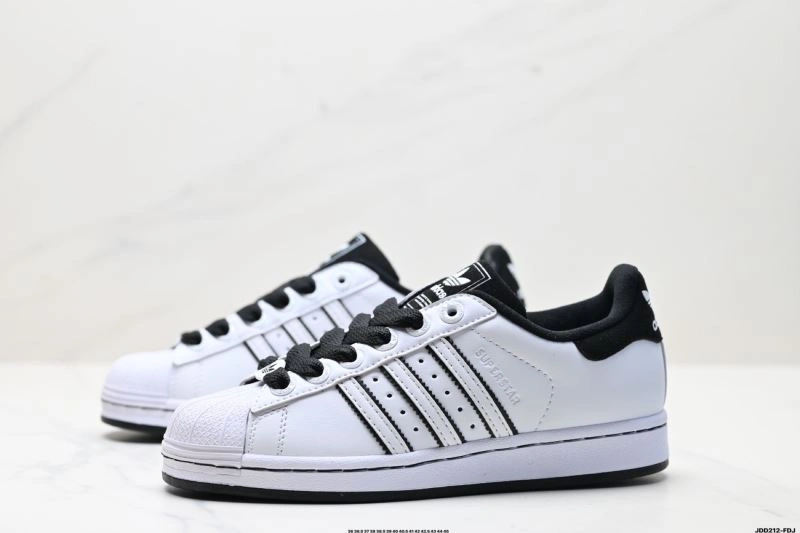Top mirror Adidas Superstar Shoes
