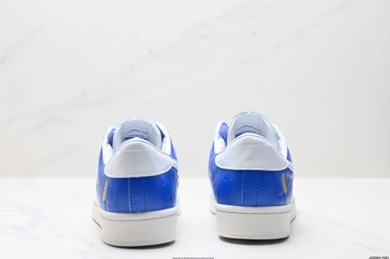 Precise copy Adidas Superstar Shoes