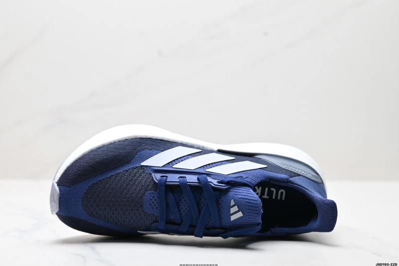 Top mirror Adidas Ultra Boost Shoes