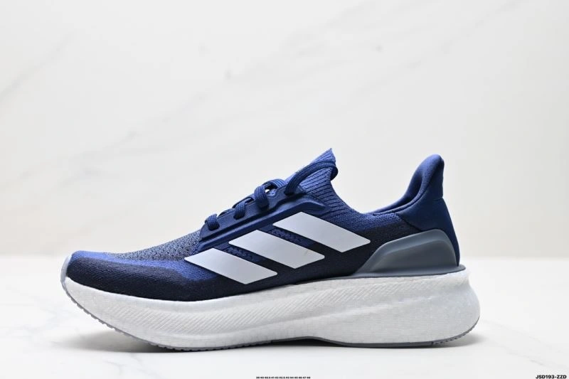 Top mirror Adidas Ultra Boost Shoes