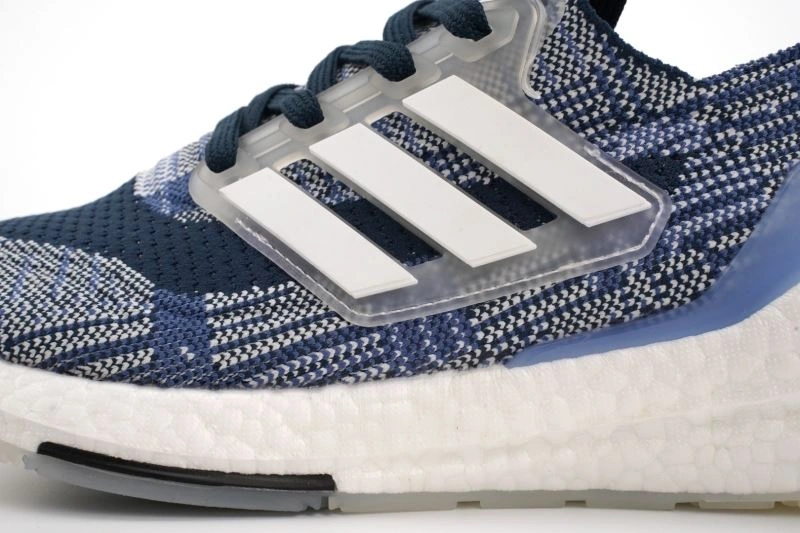Top mirror Adidas Ultra Boost Shoes