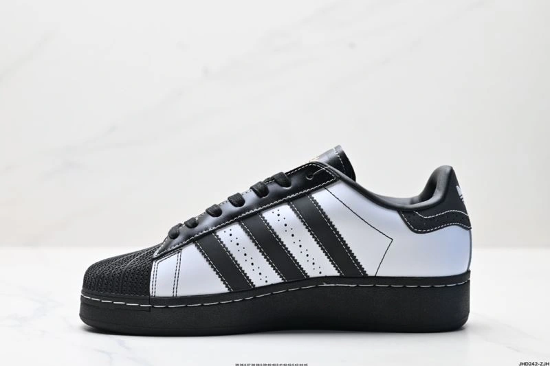 Inexpensive Adidas XLG Shoes