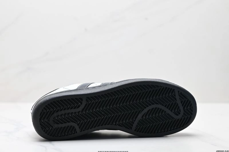 Inexpensive Adidas XLG Shoes