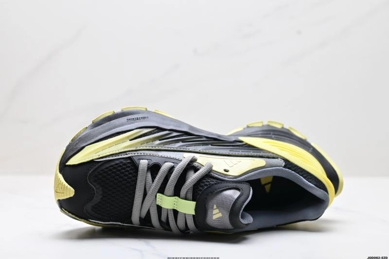 Accurate model Adidas XLG Shoes