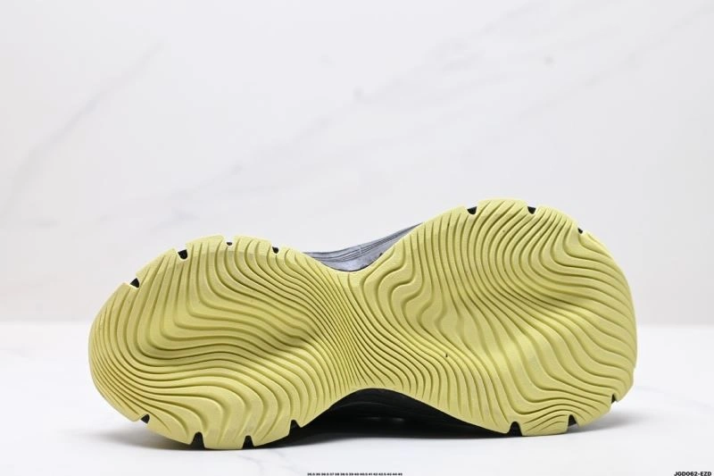 Accurate model Adidas XLG Shoes