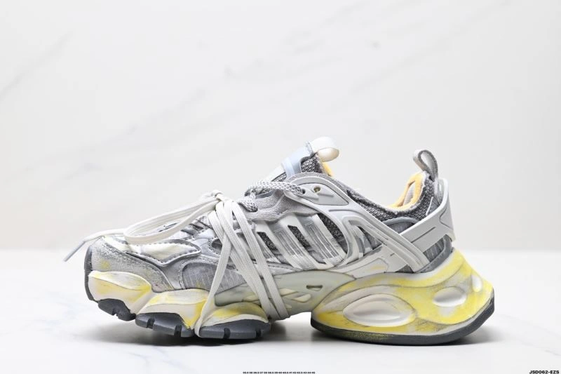 Top mirror Adidas XLG Shoes