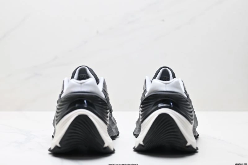 Brand-original Adidas XLG Shoes