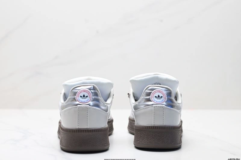 Brand-authenticated Adidas XLG Shoes