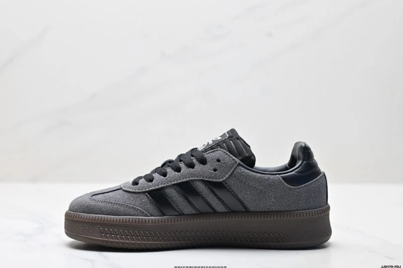 Mirror quality Adidas XLG Shoes