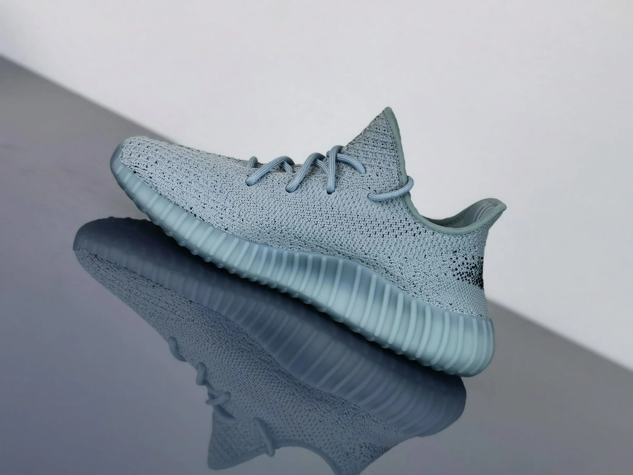 Reasonably priced Adidas Yeezy 350 Shoes