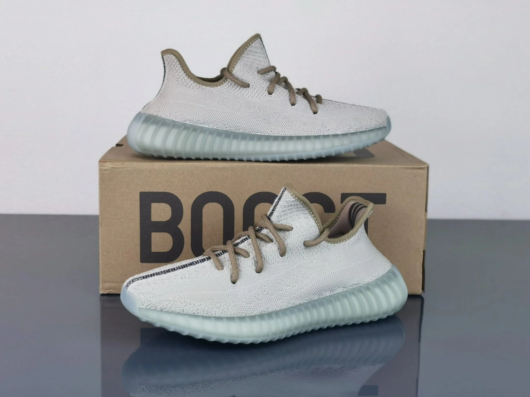 Budget-friendly Adidas Yeezy 350 Shoes