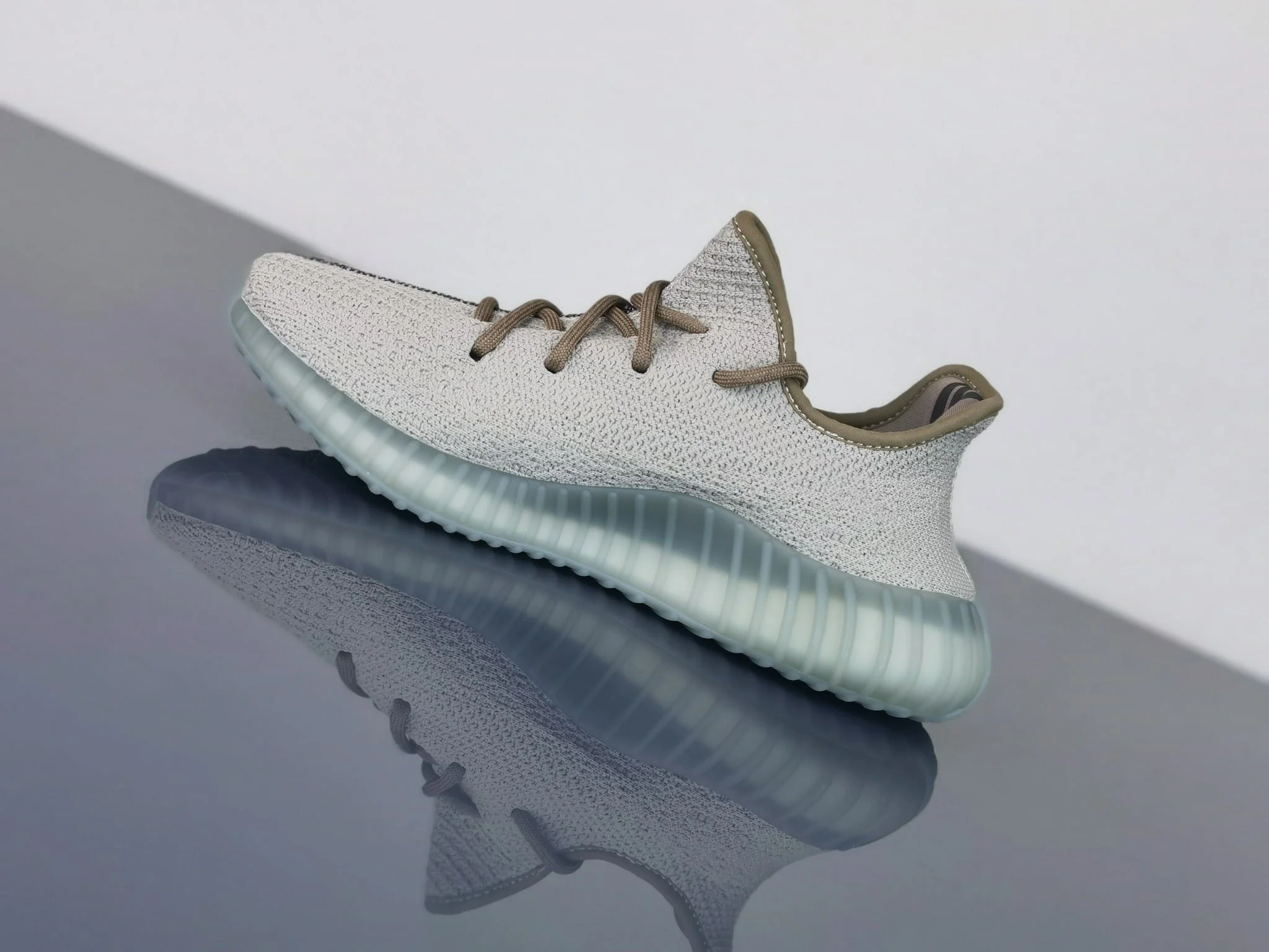 Budget-friendly Adidas Yeezy 350 Shoes