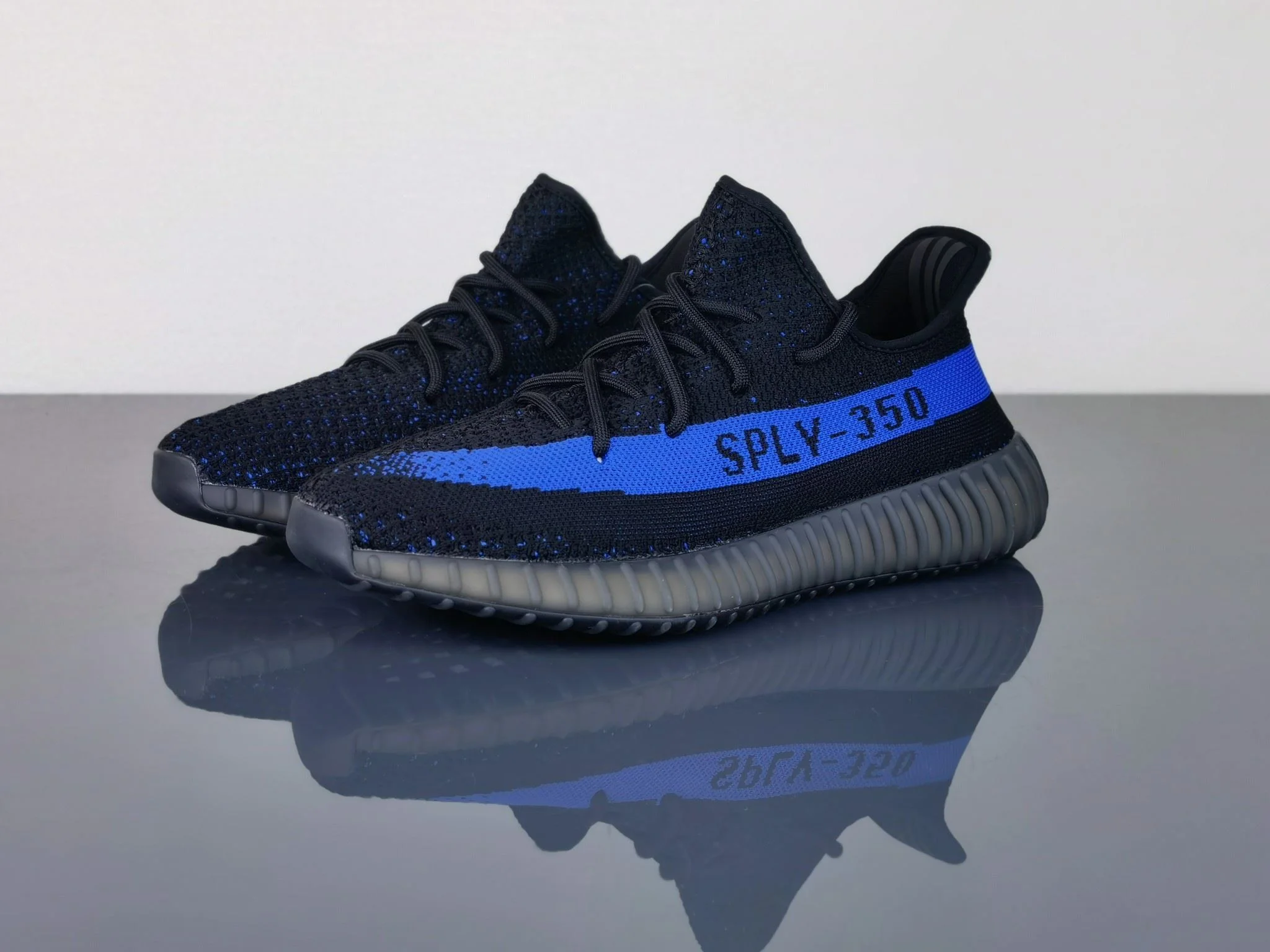 Low-cost Adidas Yeezy 350 Shoes