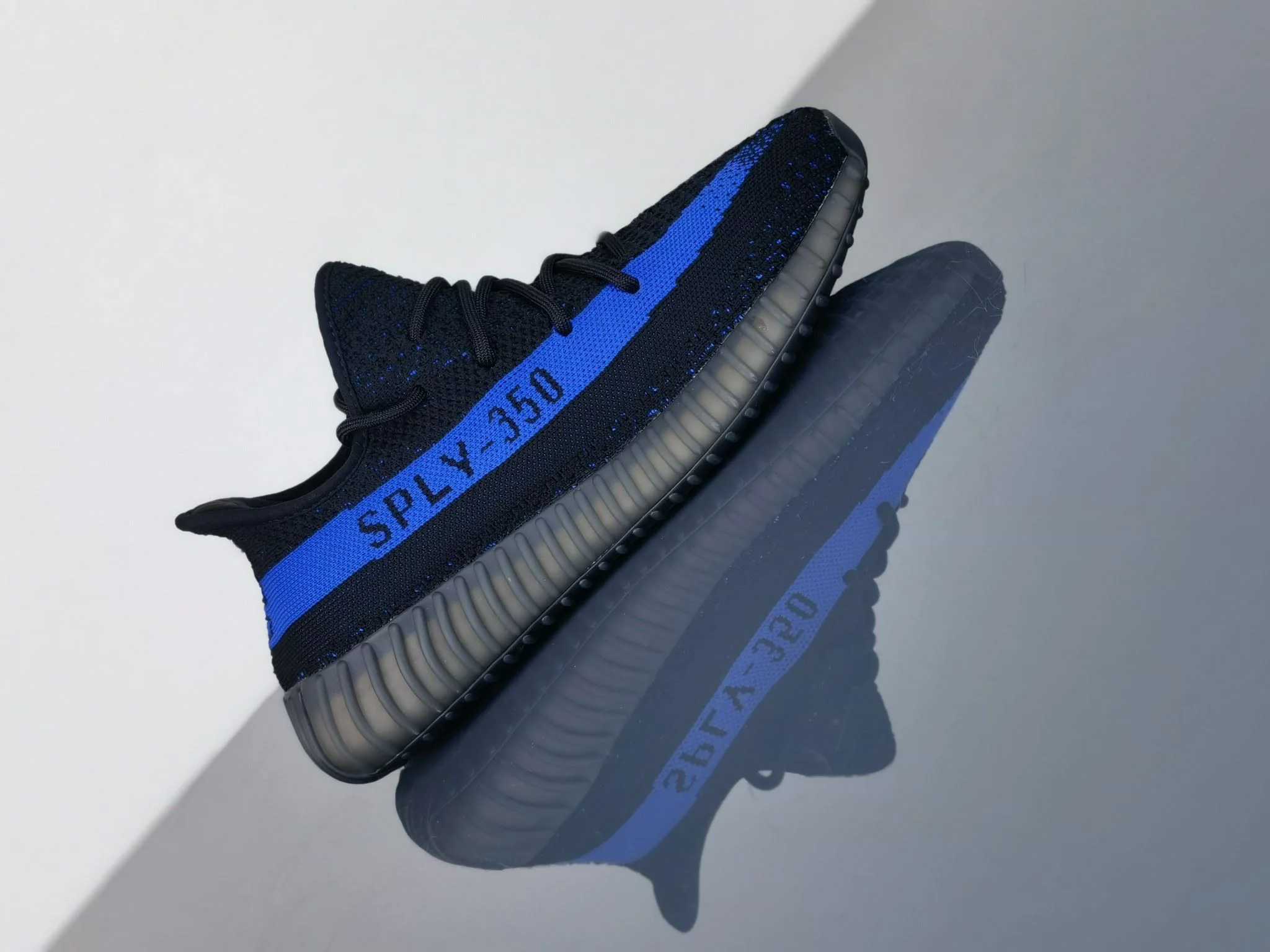 Low-cost Adidas Yeezy 350 Shoes