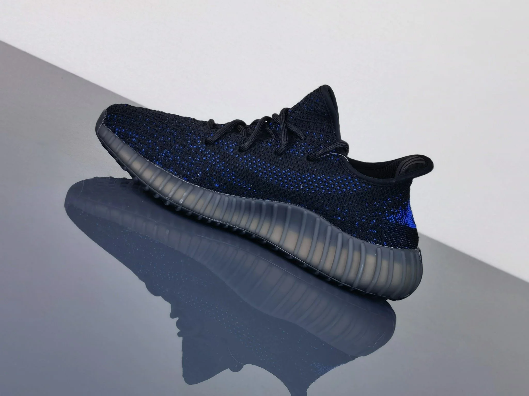 Low-cost Adidas Yeezy 350 Shoes