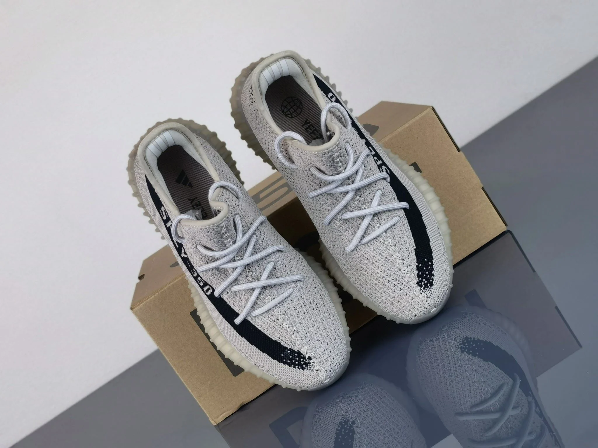 Inexpensive Adidas Yeezy 350 Shoes