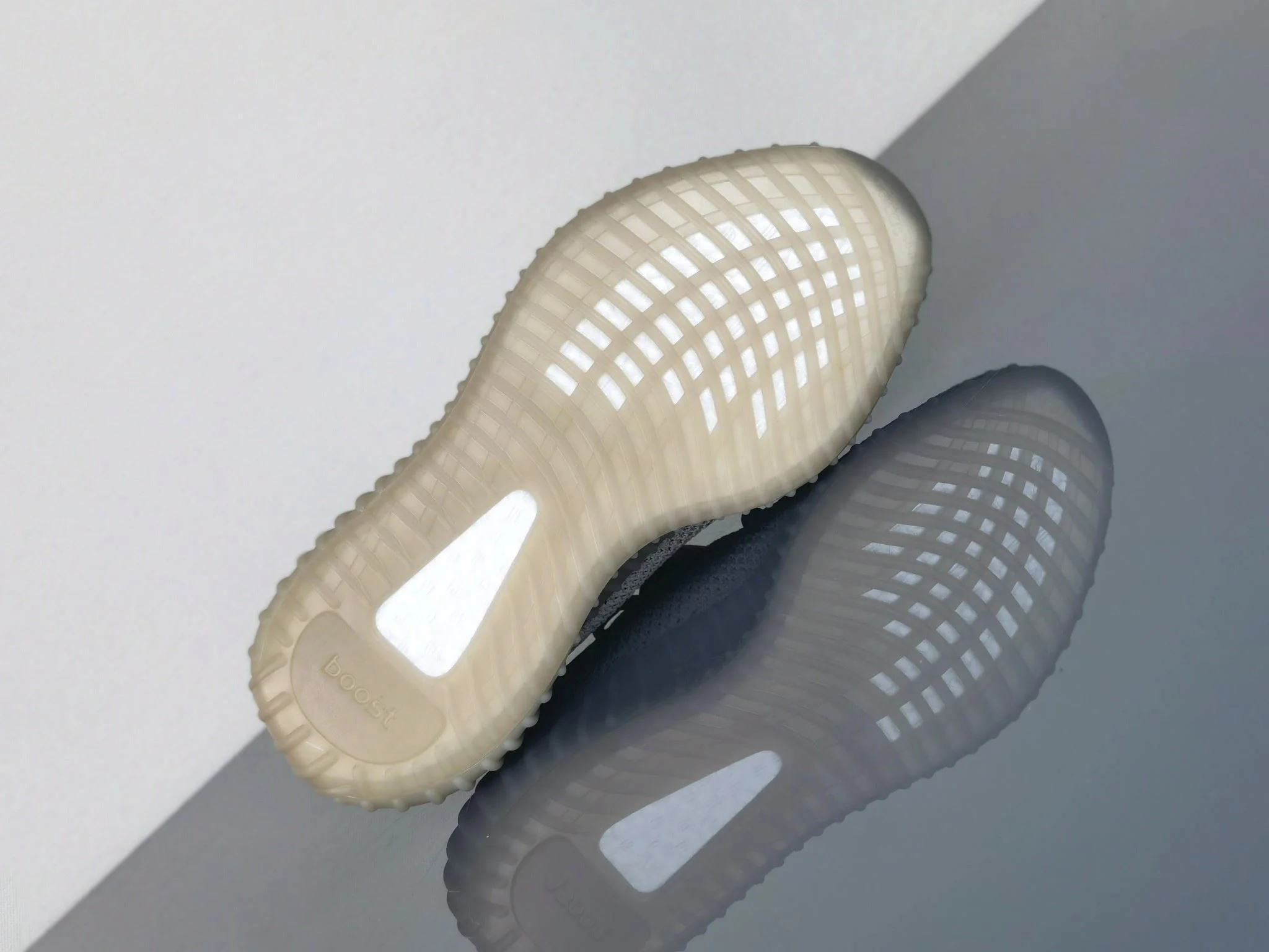 Inexpensive Adidas Yeezy 350 Shoes