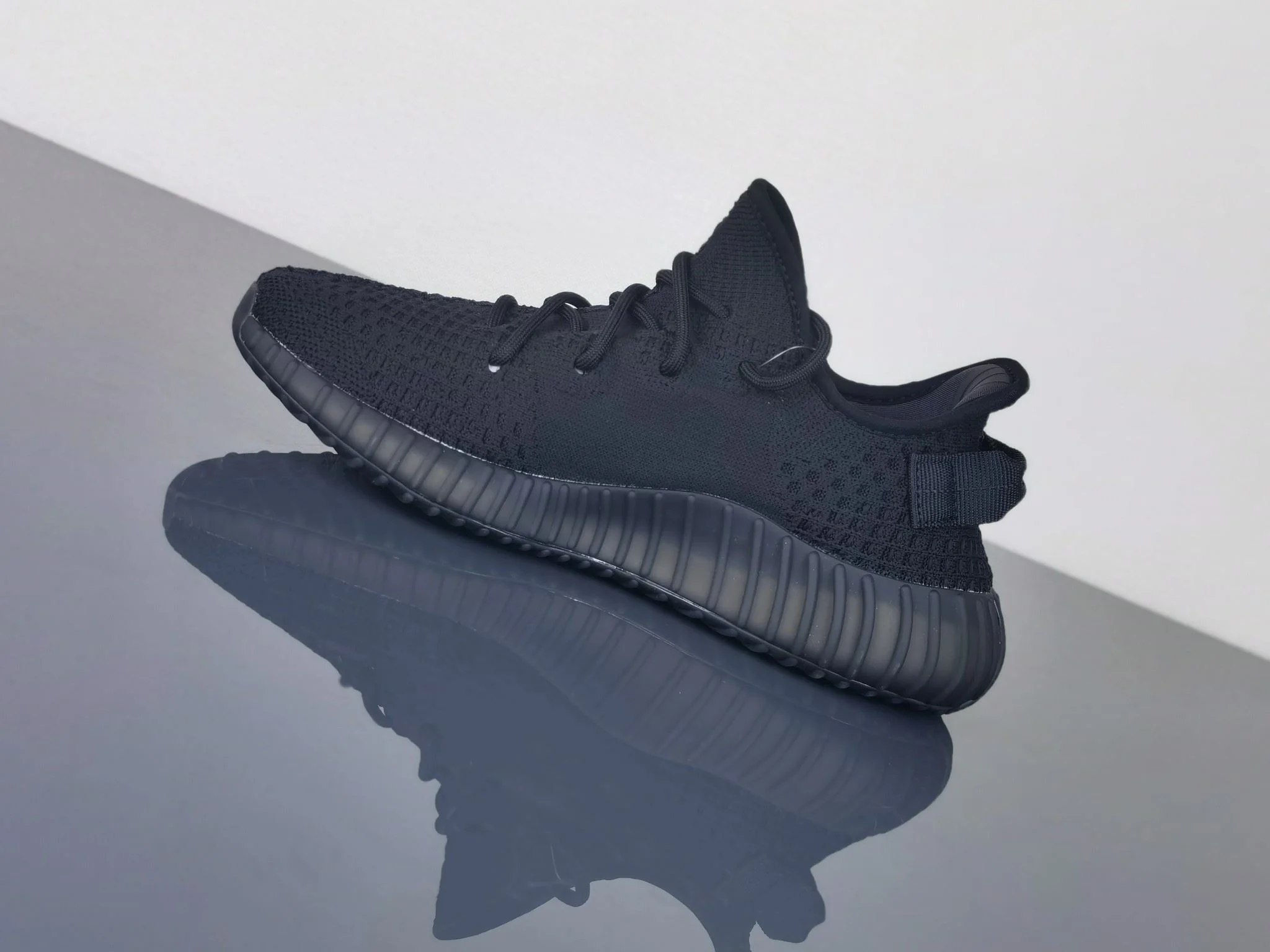 Genuine Adidas Yeezy 350 Shoes