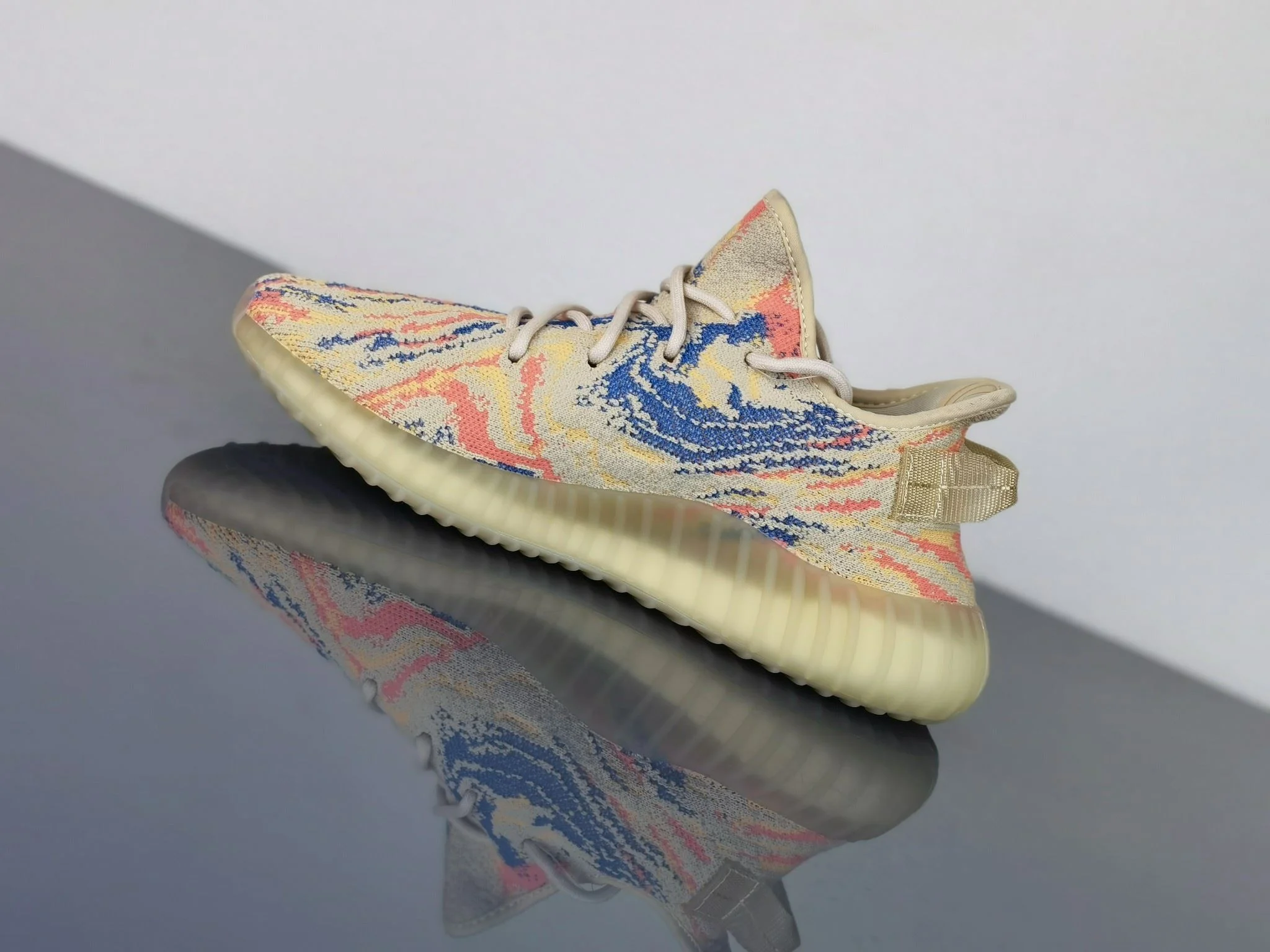 Accurate model Adidas Yeezy 350 Shoes