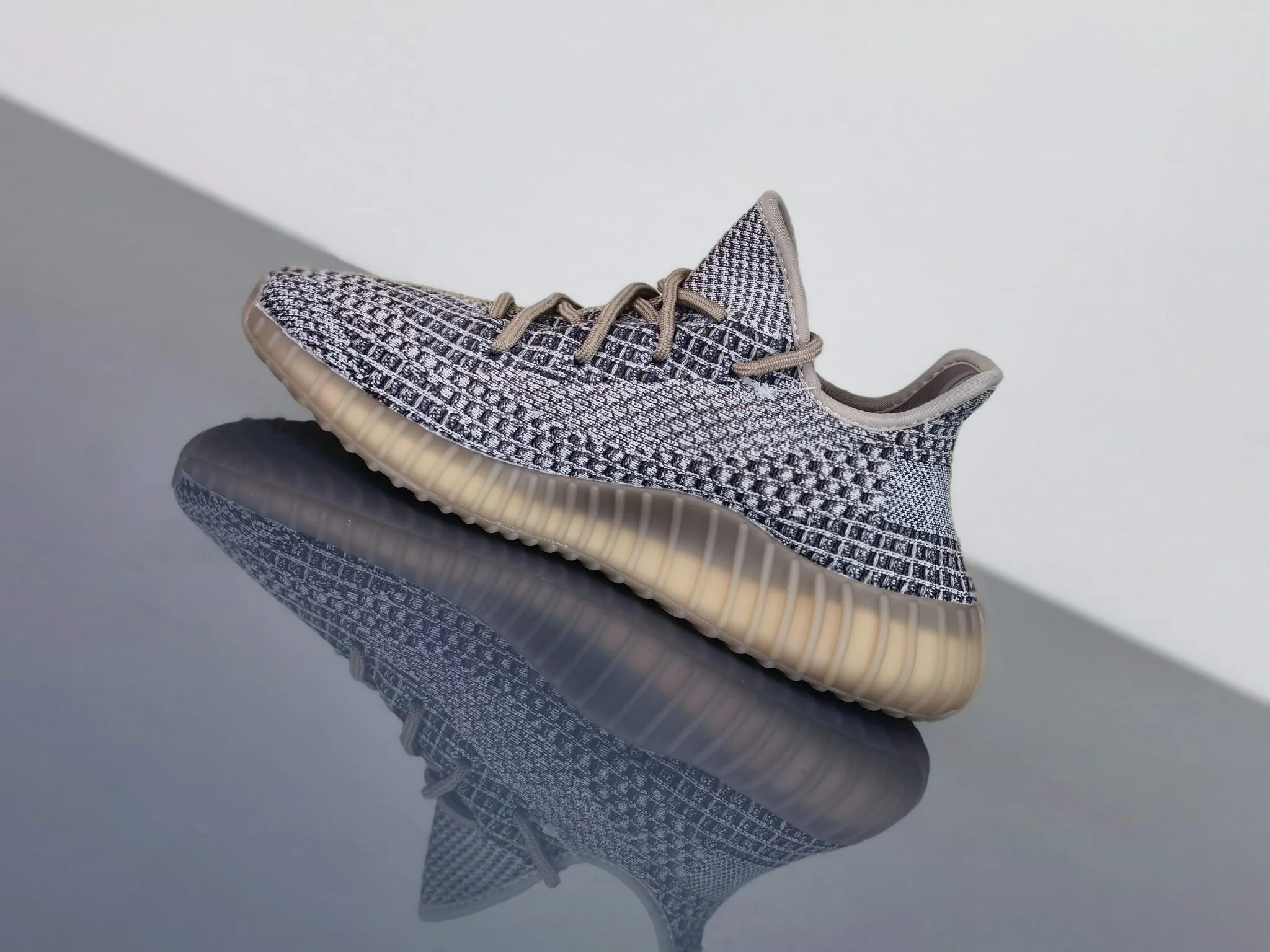 Affordable Adidas Yeezy 350 Shoes