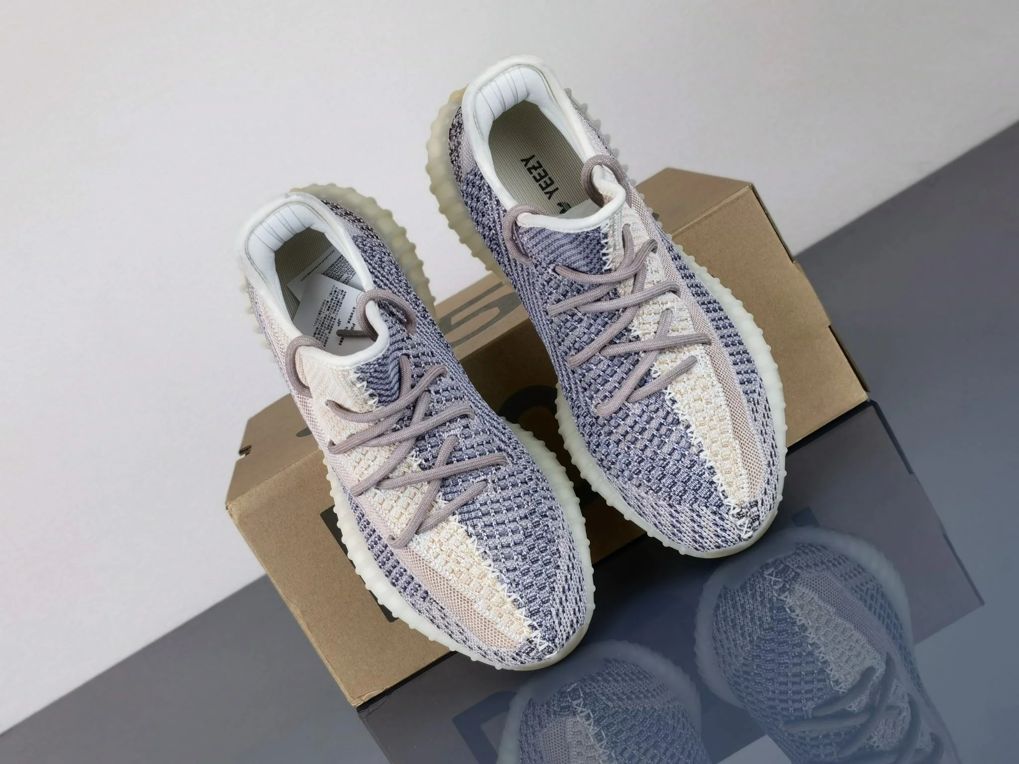 Inexpensive Adidas Yeezy 350 Shoes