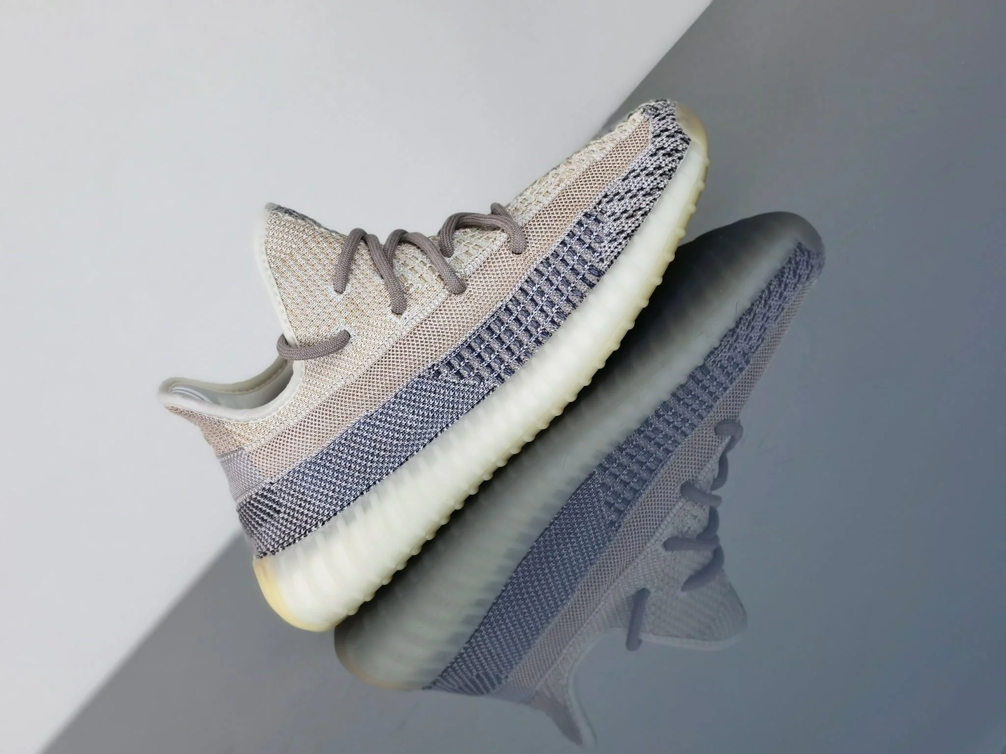 Inexpensive Adidas Yeezy 350 Shoes