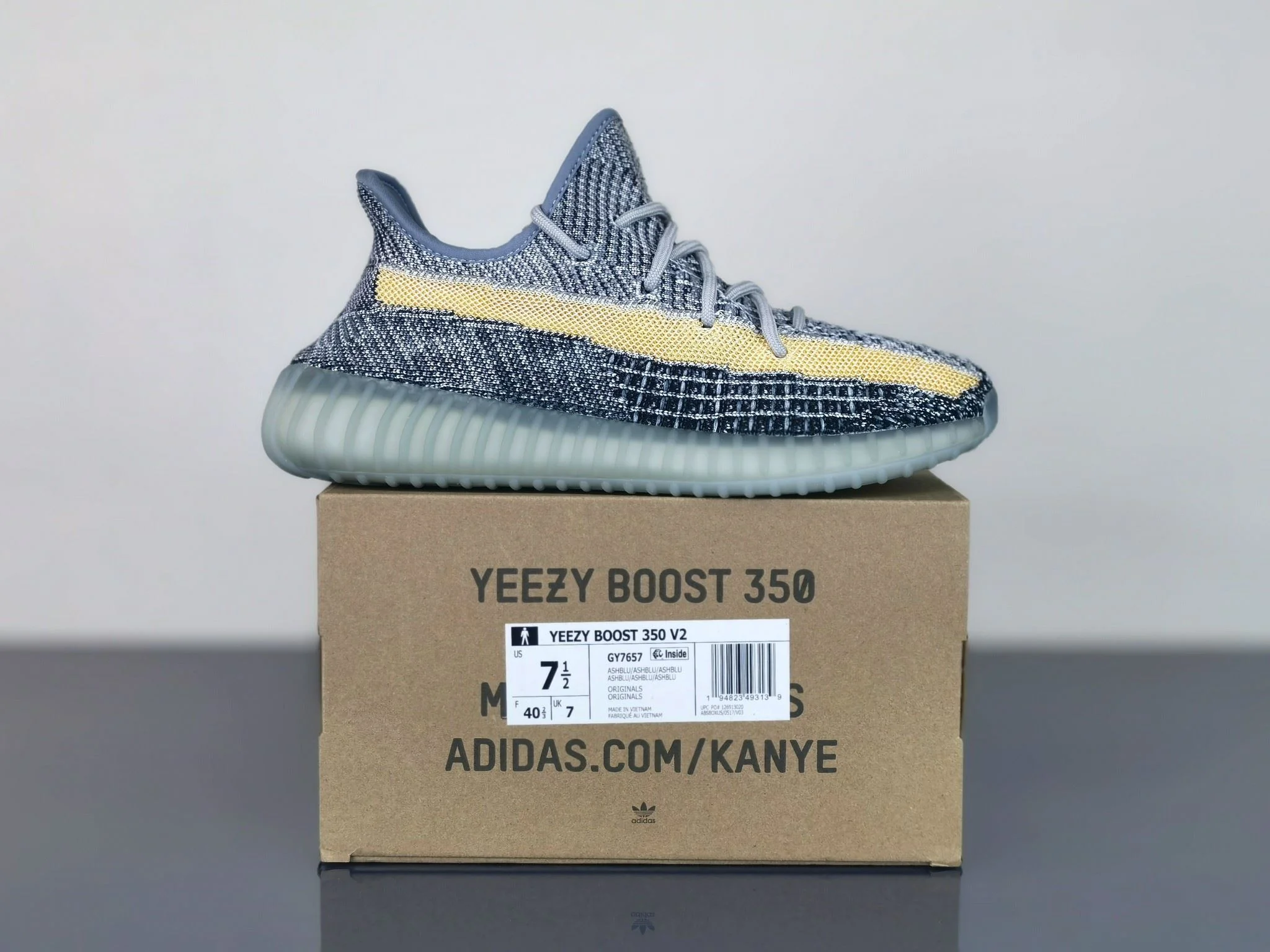 Adidas Yeezy 350 Shoes