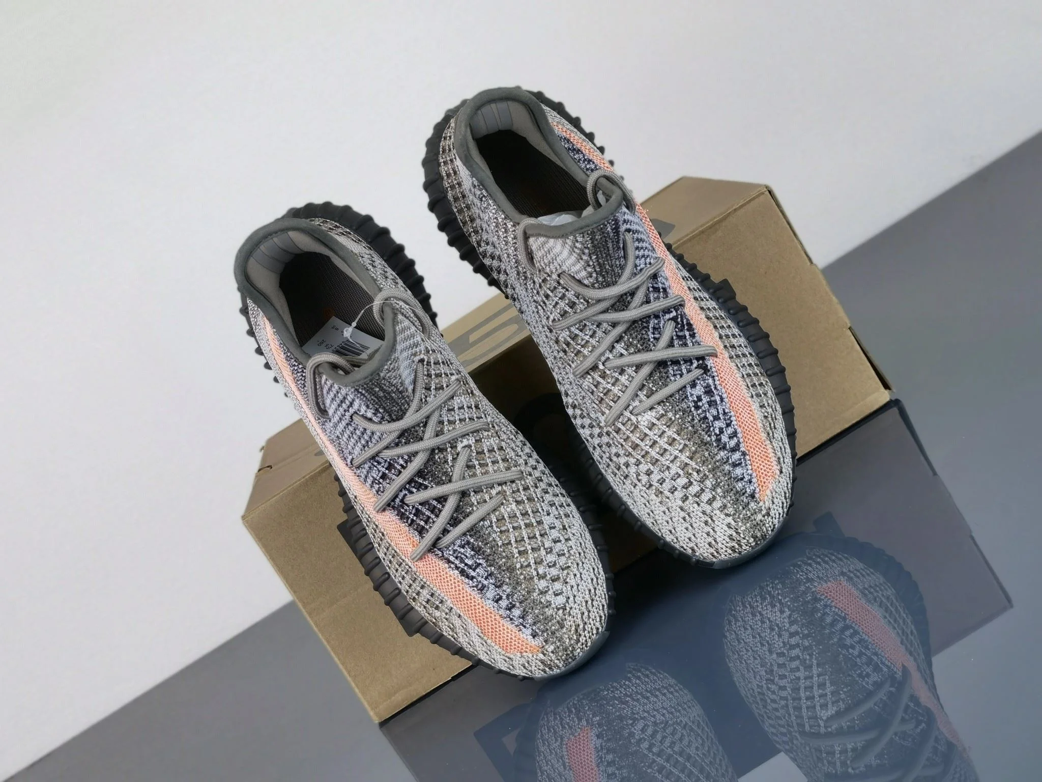 Precise copy Adidas Yeezy 350 Shoes