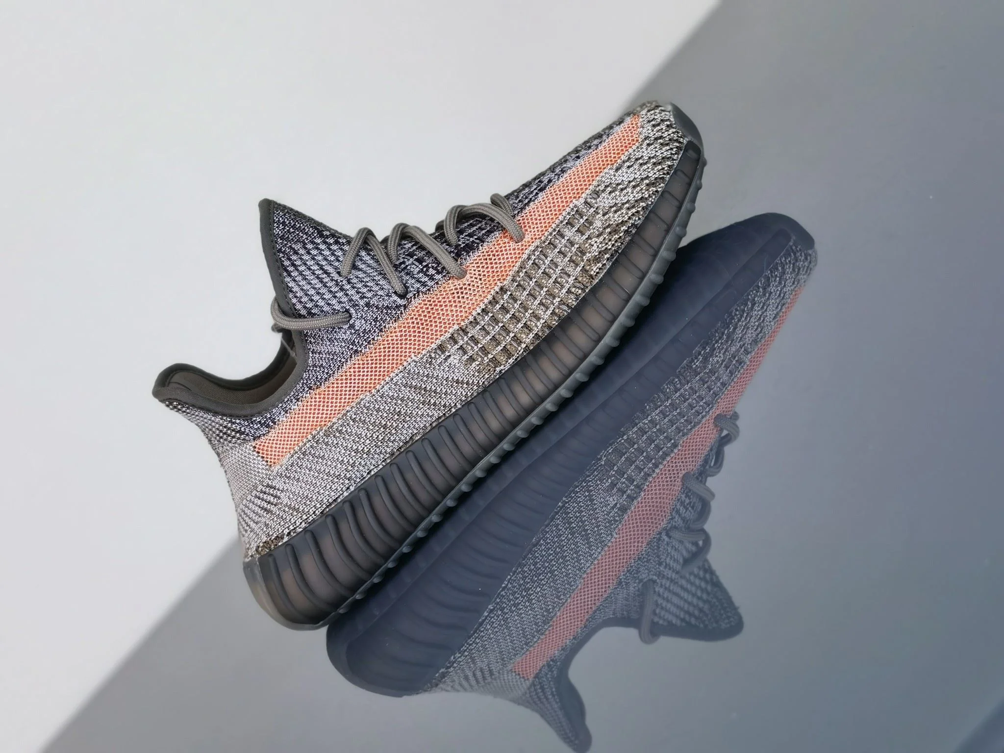 Precise copy Adidas Yeezy 350 Shoes