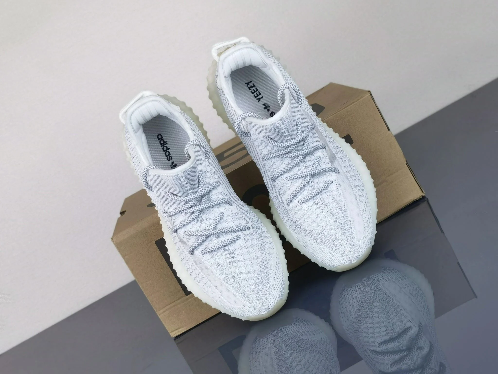 Bargain Adidas Yeezy 350 Shoes