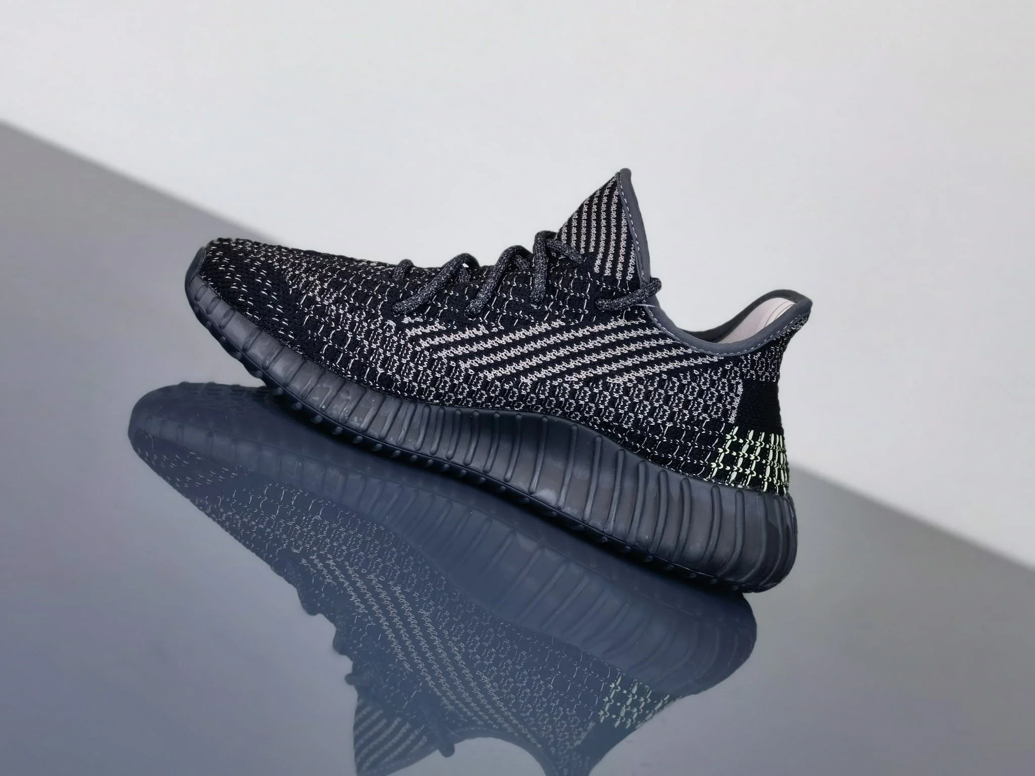 Perfect replica Adidas Yeezy 350 Shoes